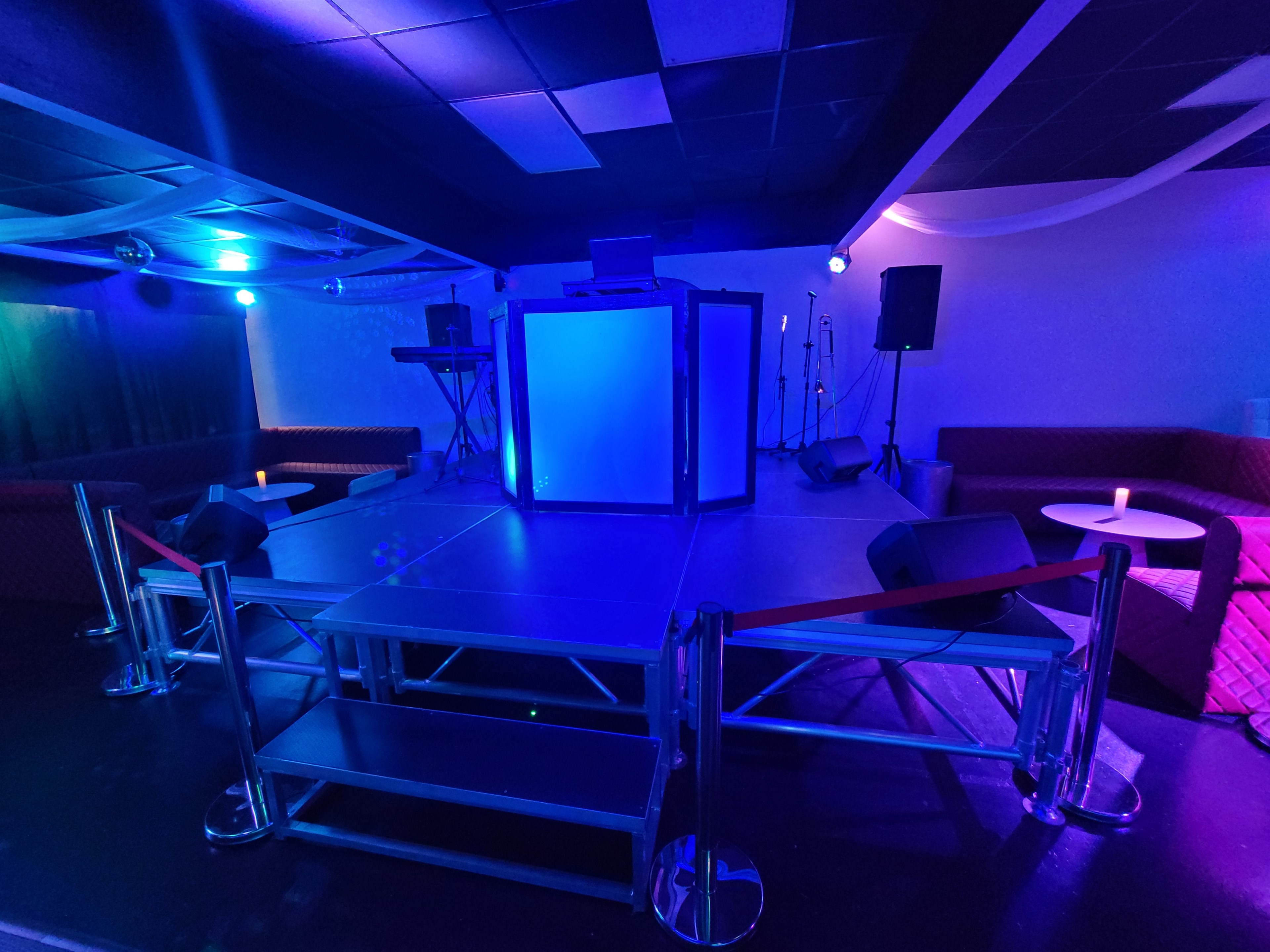 Locations Hub - Studio 33