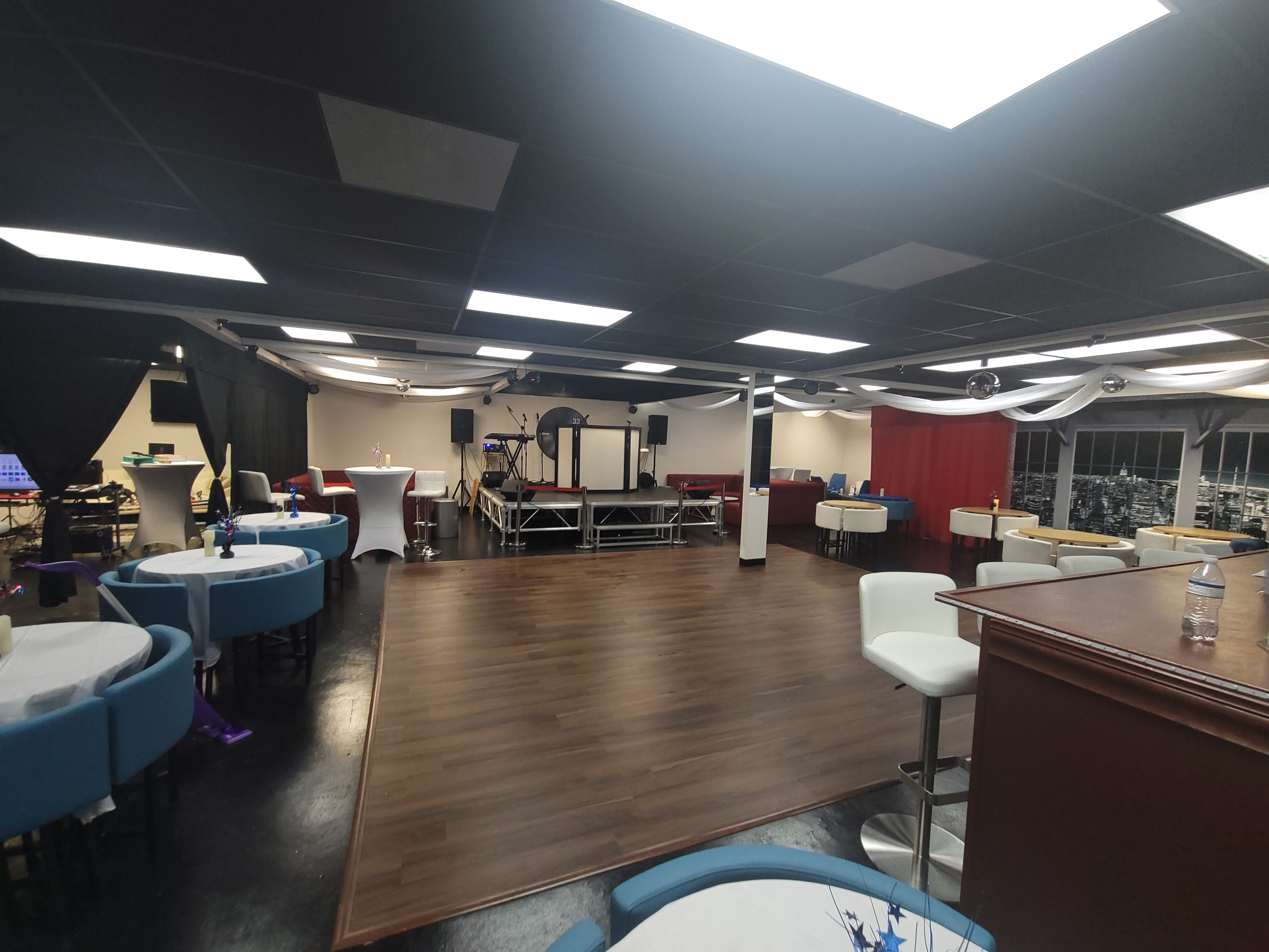 Locations Hub - Studio 33